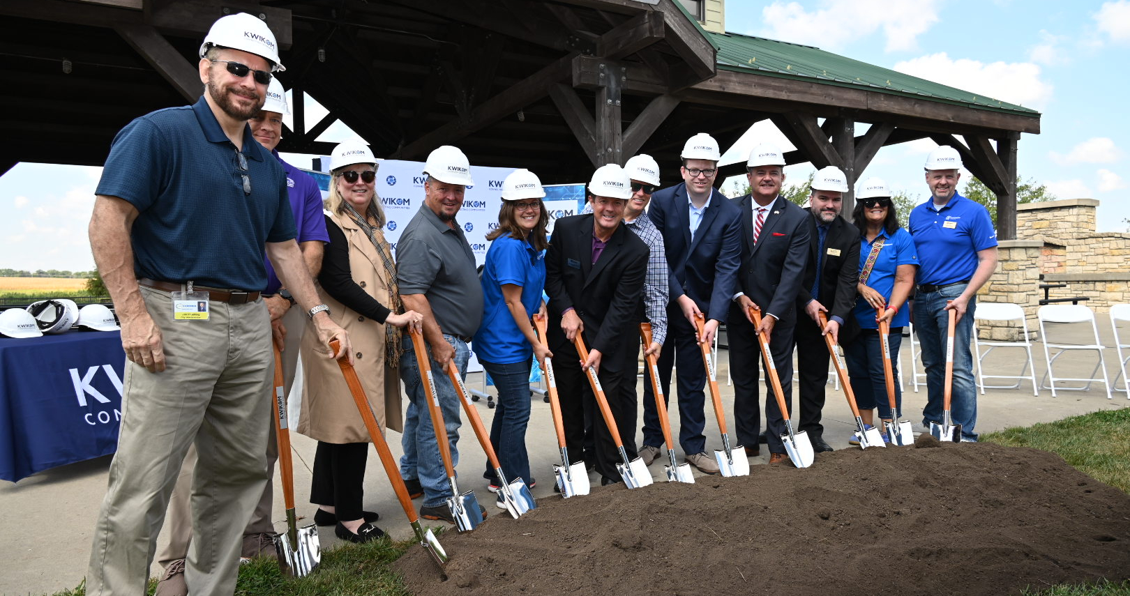 KWIKOM Breaks Ground for Fiber Internet Expansion into Gardner, KS | KWIKOM